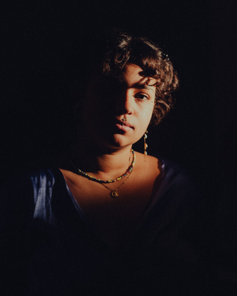 Naya is shaping a soft, soulful Brussels sound